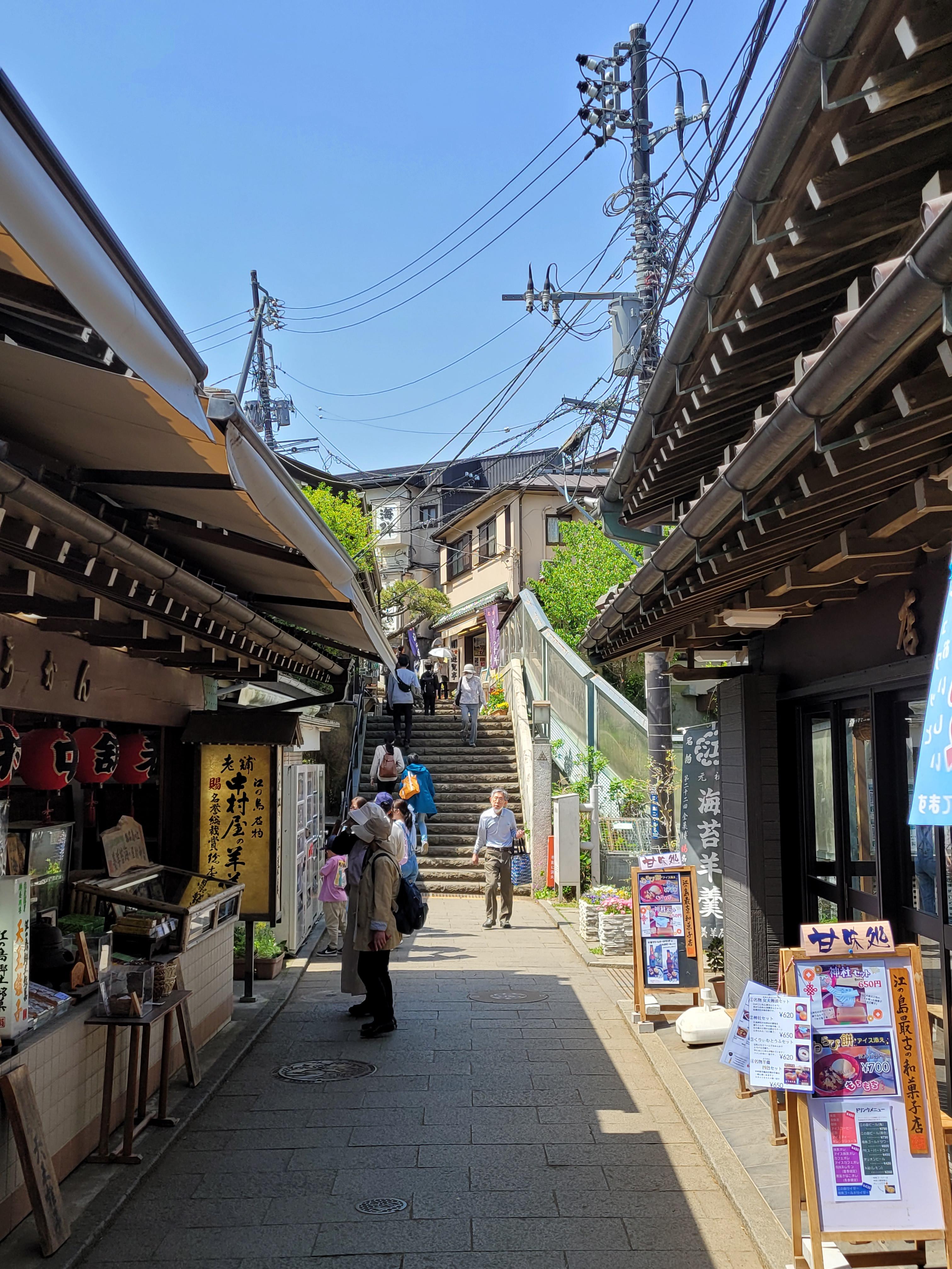 My trip to Enoshima, Japan(2023 April) | Scrolller