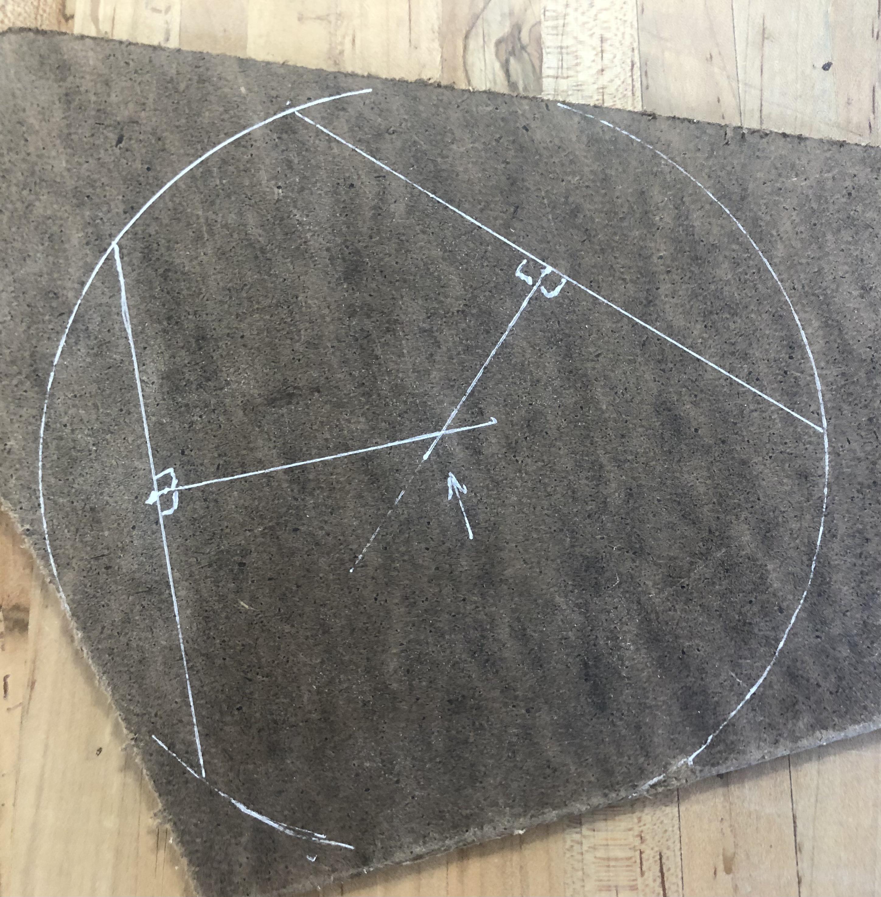 Find the exact center of a circle | Scrolller