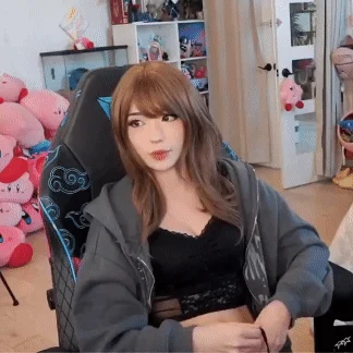 Emiru brunette | Scrolller