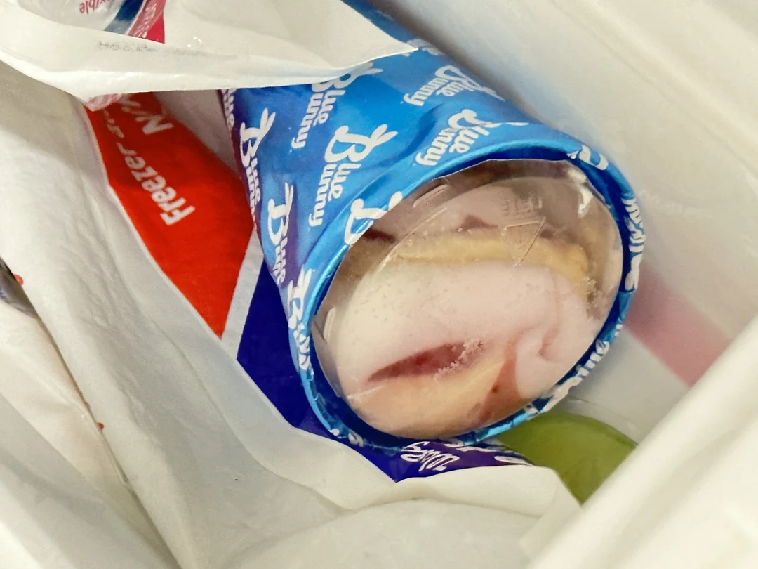 A wintery cold looker | Scrolller