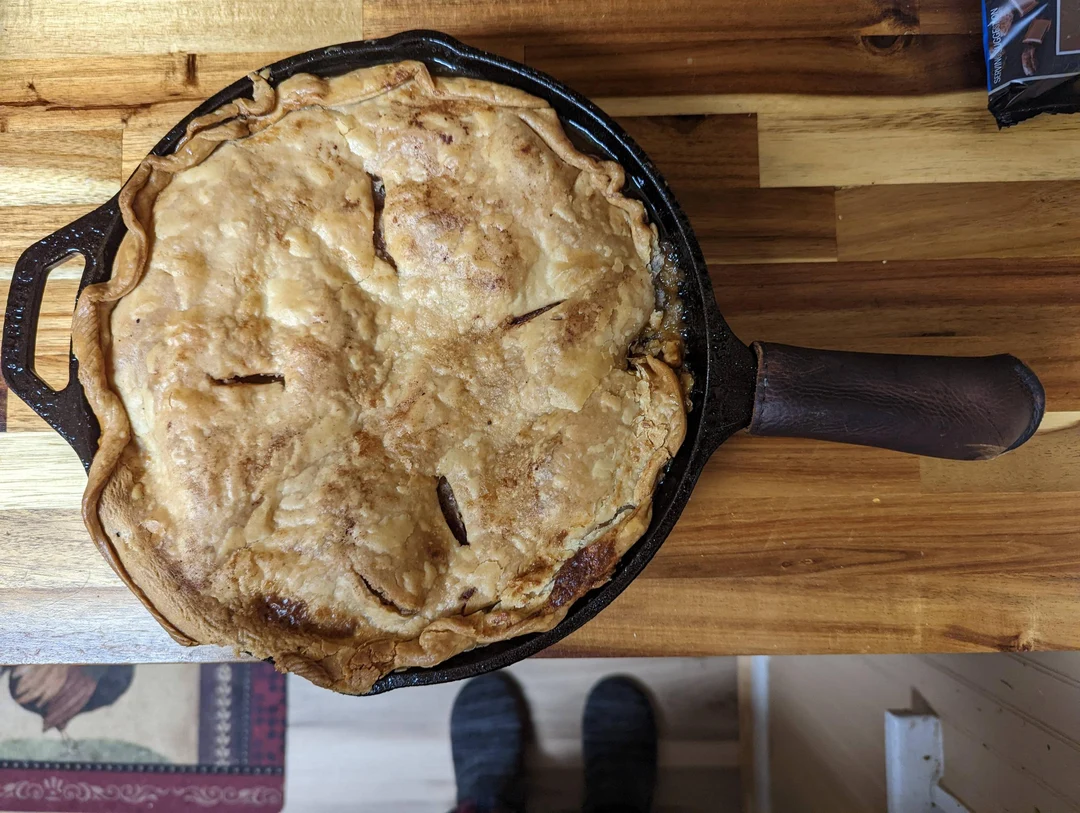 Apple "Pie" | Scrolller