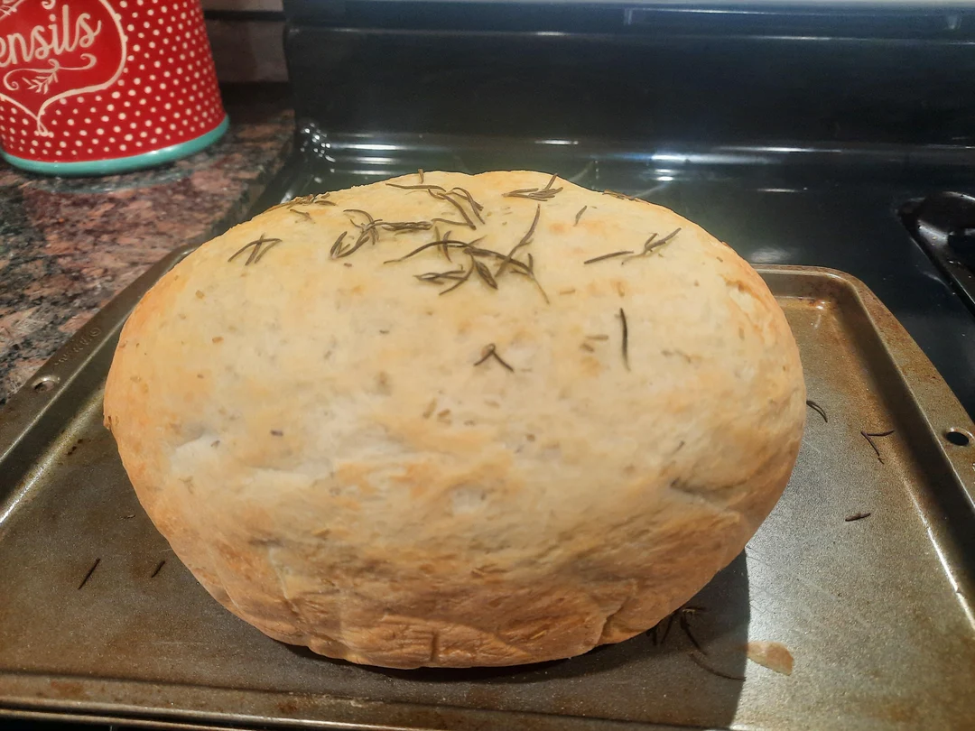 can you believe this was made in the slow-cooker? Best rosemary bread ever! | Scrolller