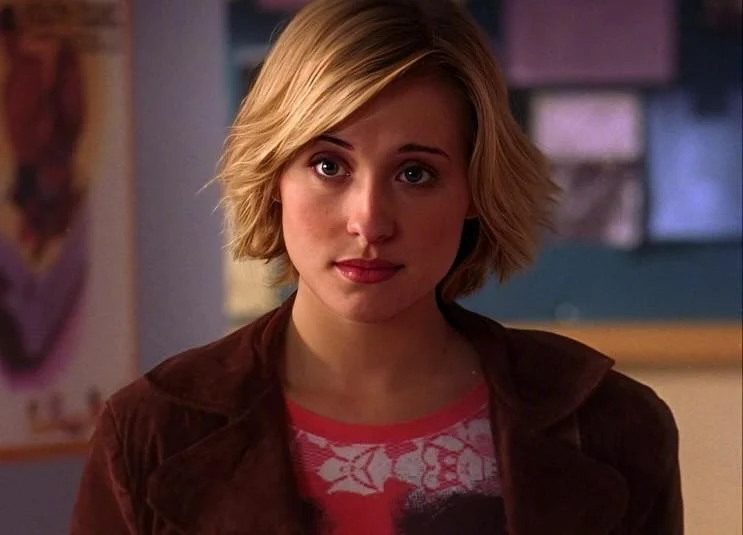 Allison Mack | Scrolller