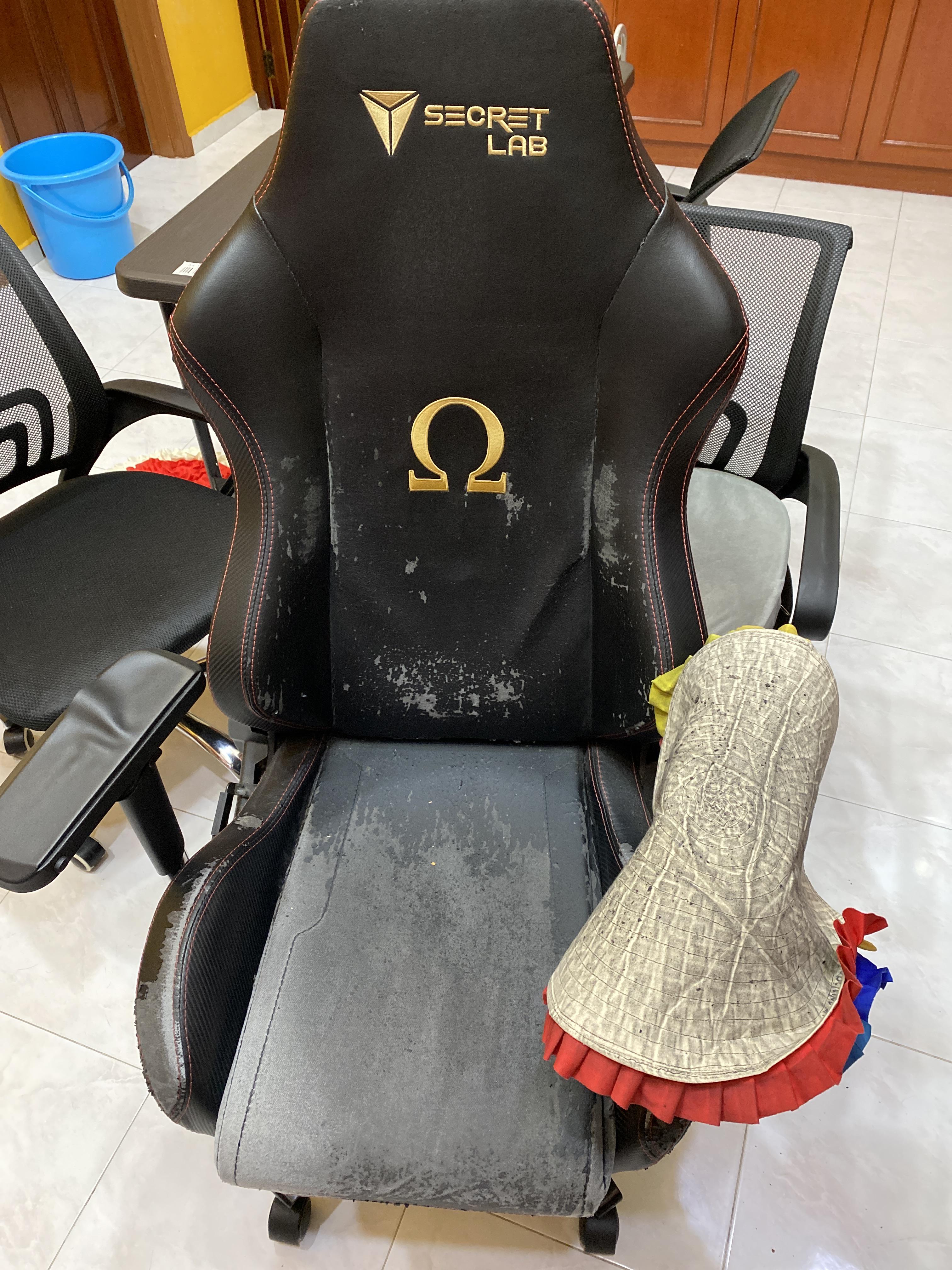 Secretlab chair ^_^ | Scrolller