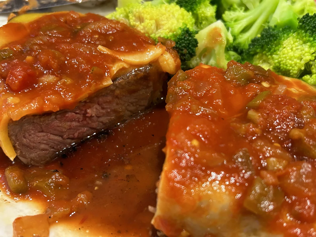 Steak Rancheros | Scrolller