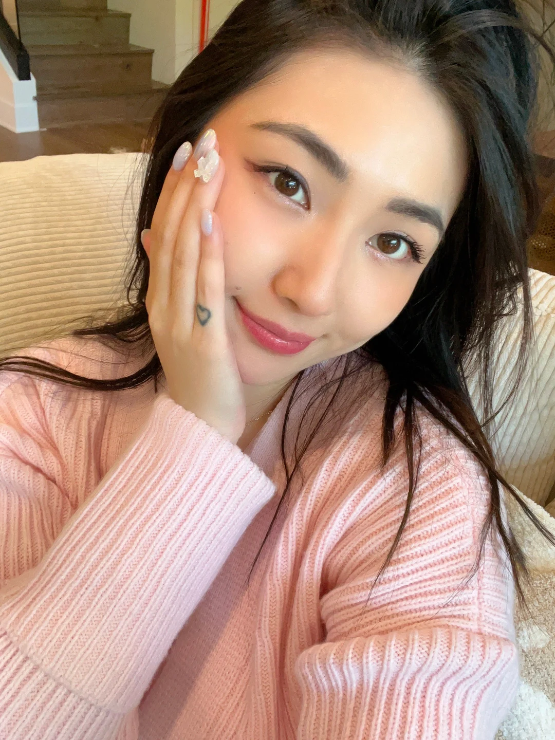 Janet Rose Xu | Scrolller