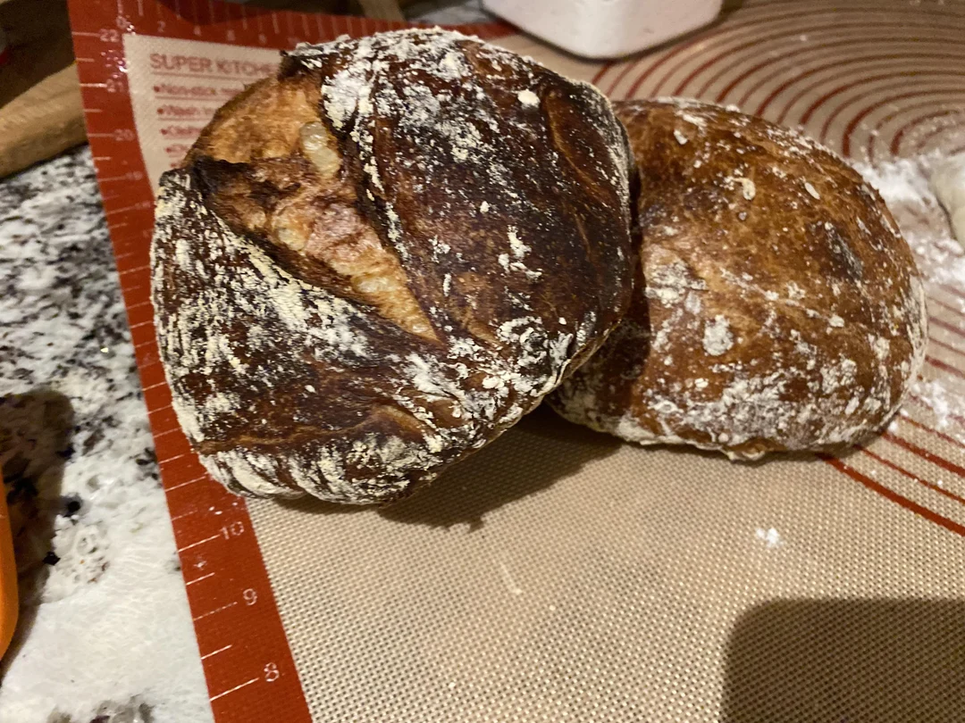 Saturday White Bread | Scrolller