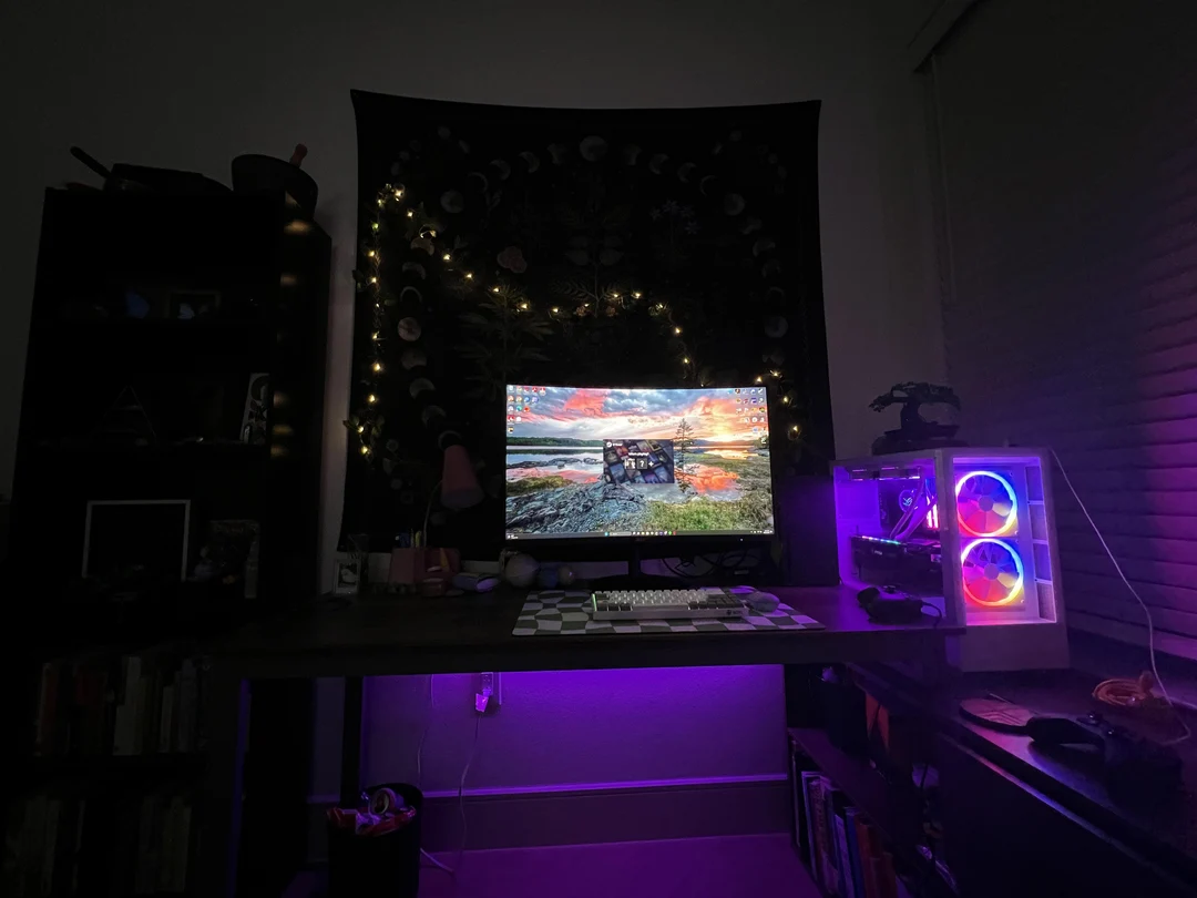 My cozy place, just finished setting up :) | Scrolller
