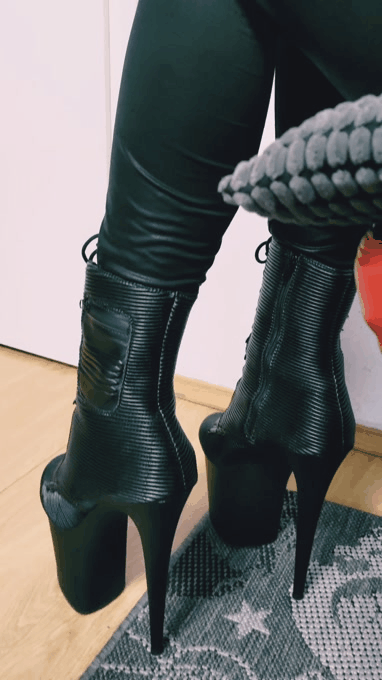 My boots | Scrolller