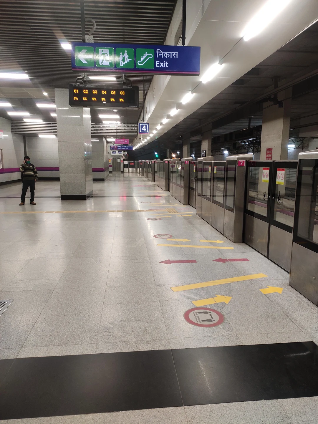 GHOST METRO STATION! | Scrolller