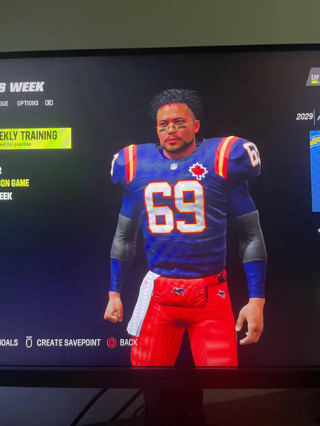 Uh I’m lost | Scrolller