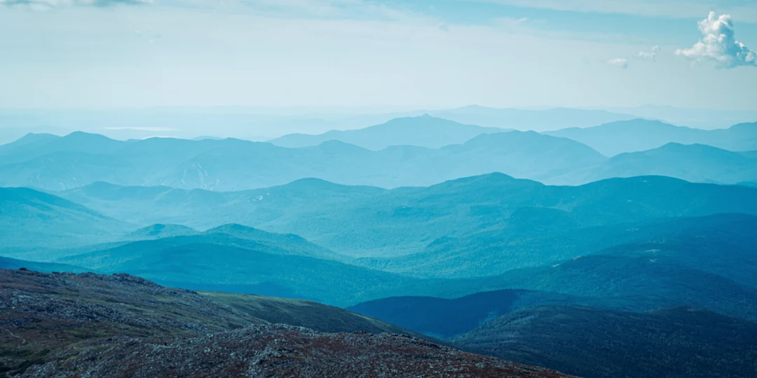 Sea of mountains at the summit of Mount Washington, New Hampshire [OC] 5992x3152 | Scrolller