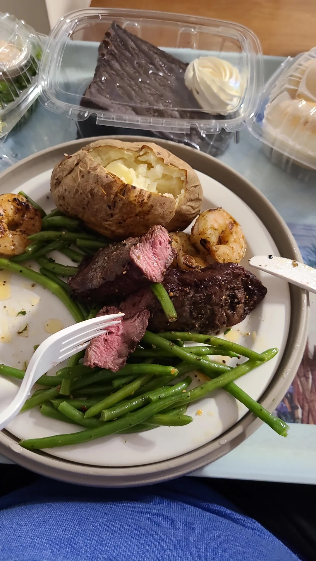 Hospital surf & turf | Scrolller