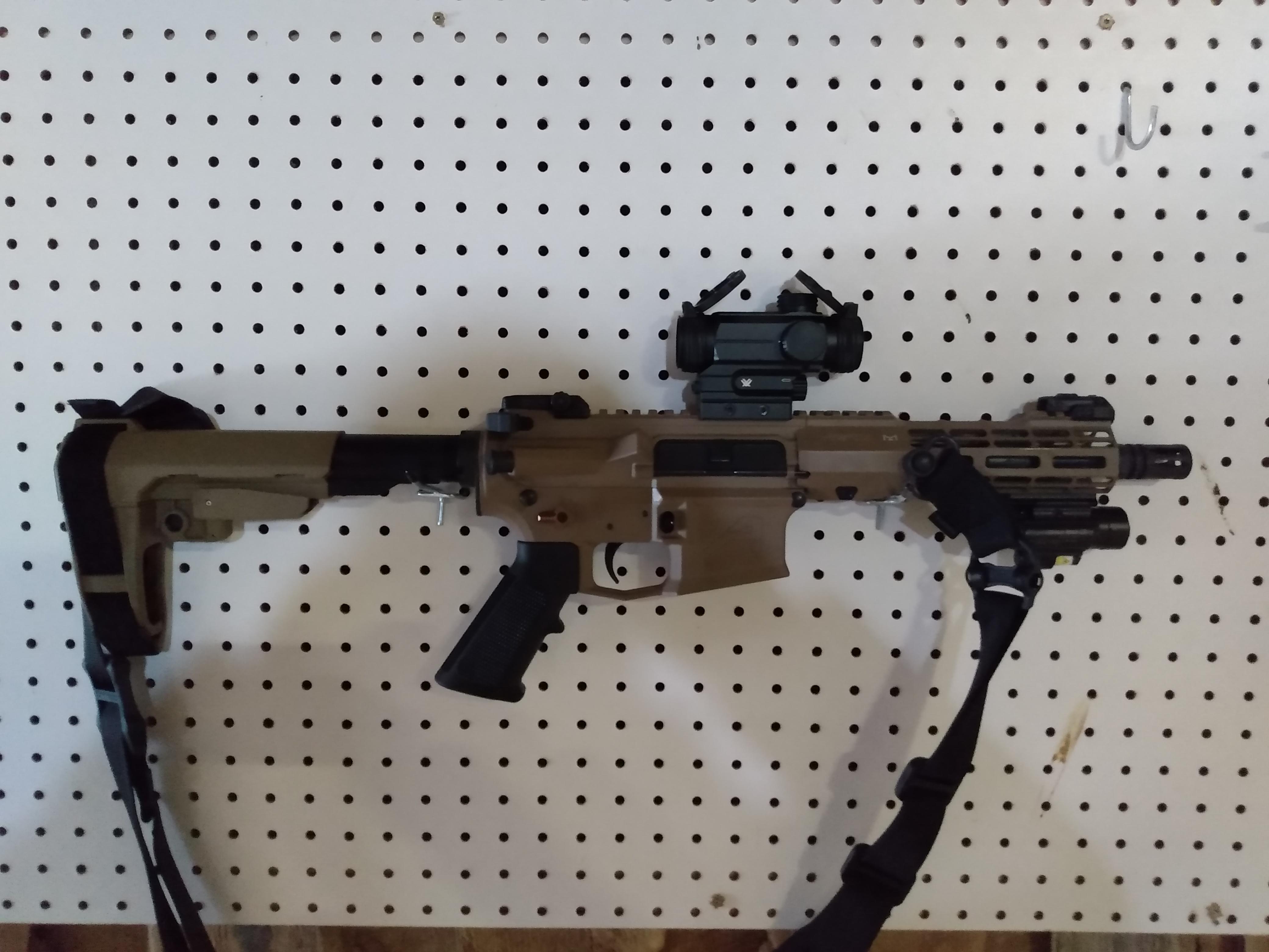 Light recommendations? | Scrolller