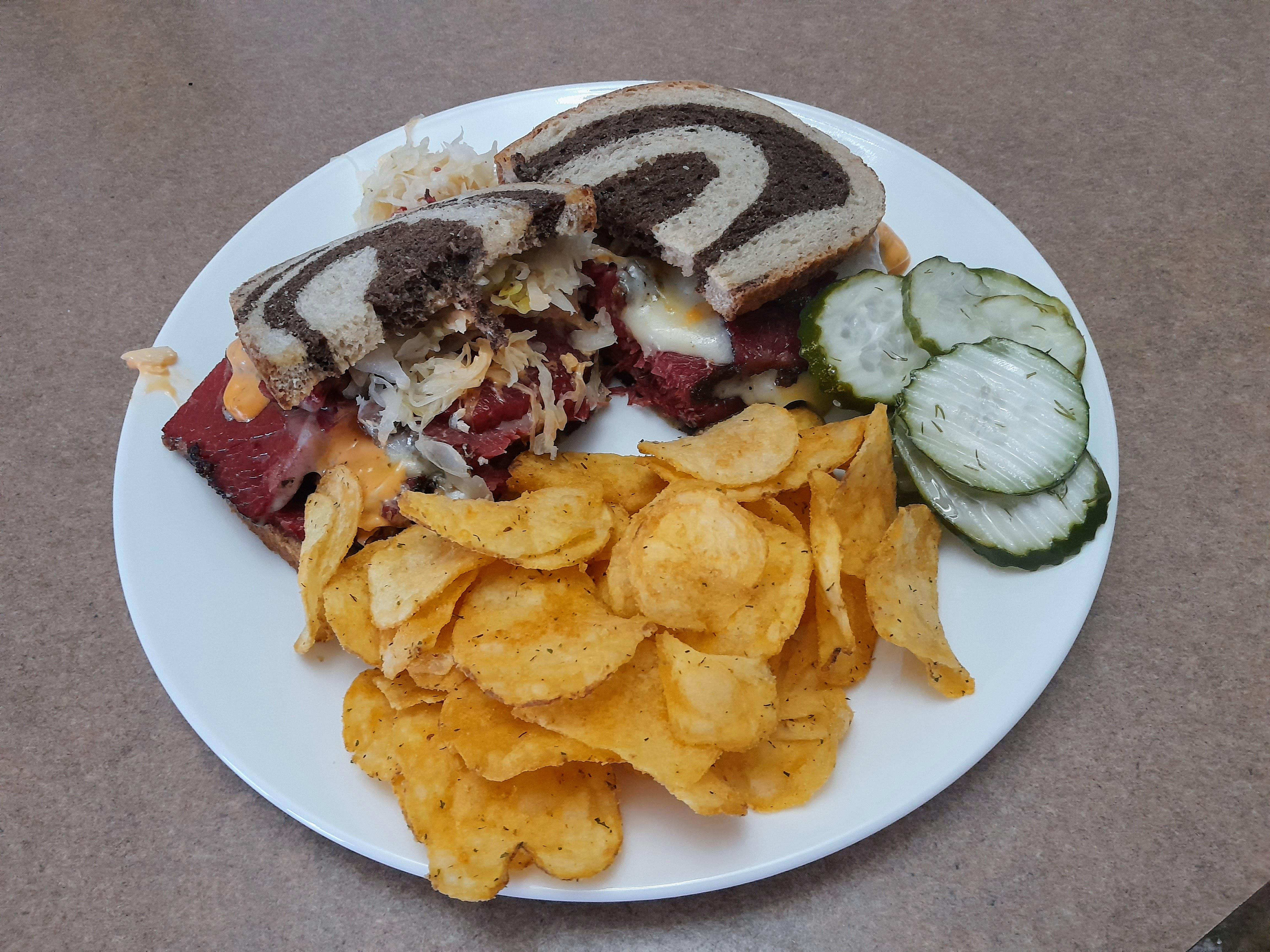 [Homemade] Reuben with homemade pastrami | Scrolller