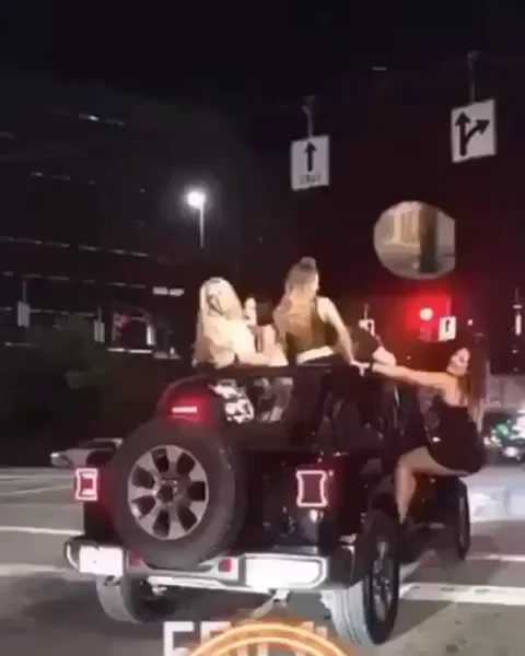 HMC lemme show the moves I got. | Scrolller