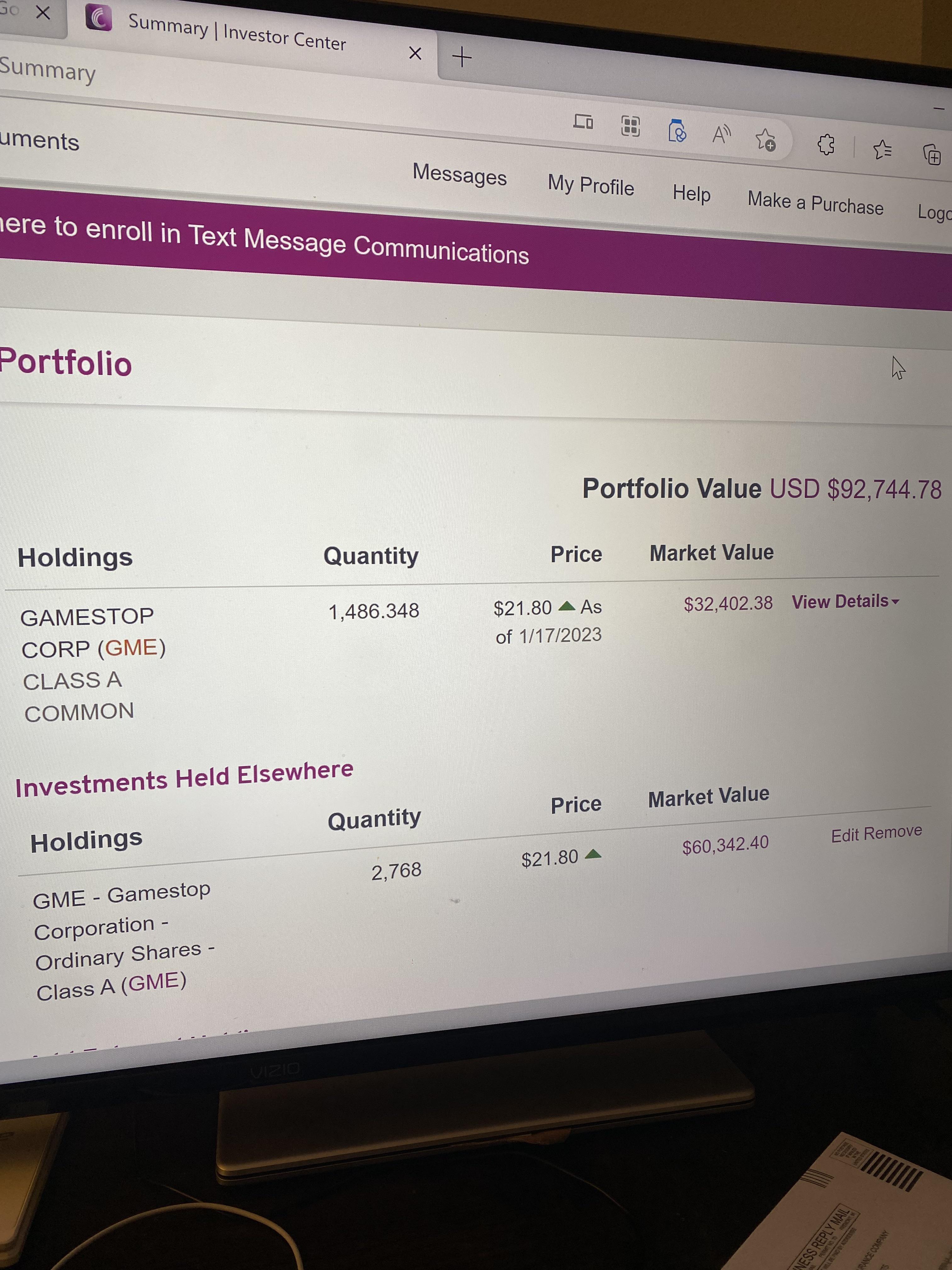 Feeding the bot… | Scrolller