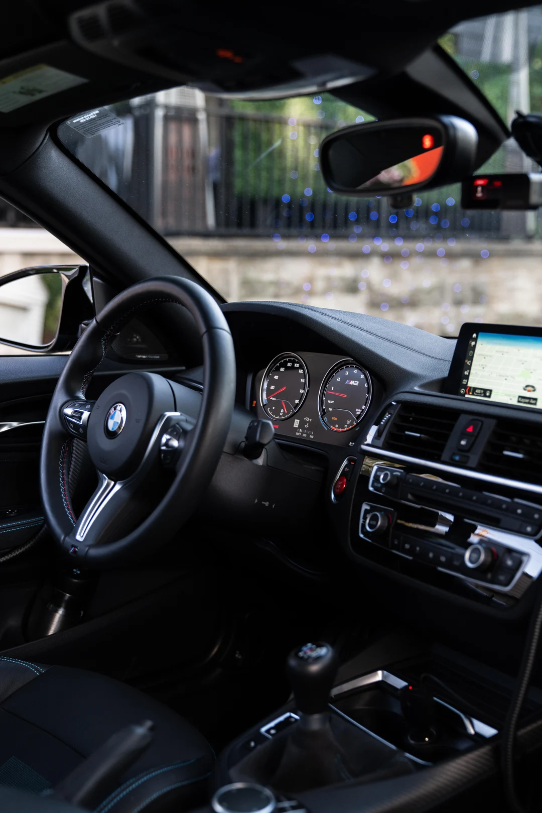 The cleanest interior in a performance BMW :). M2C | Scrolller