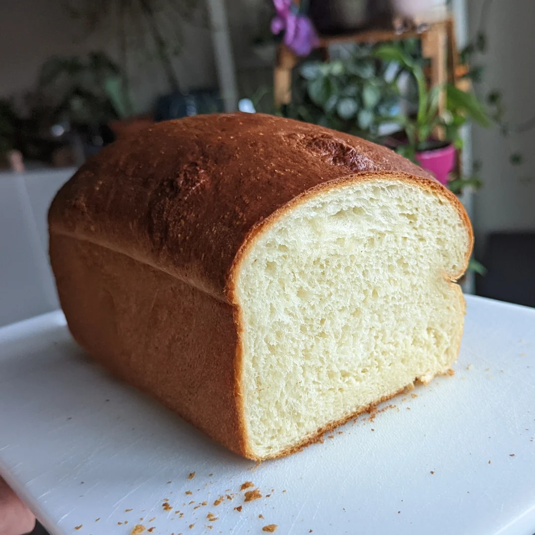 Japanese style milk bread | Scrolller