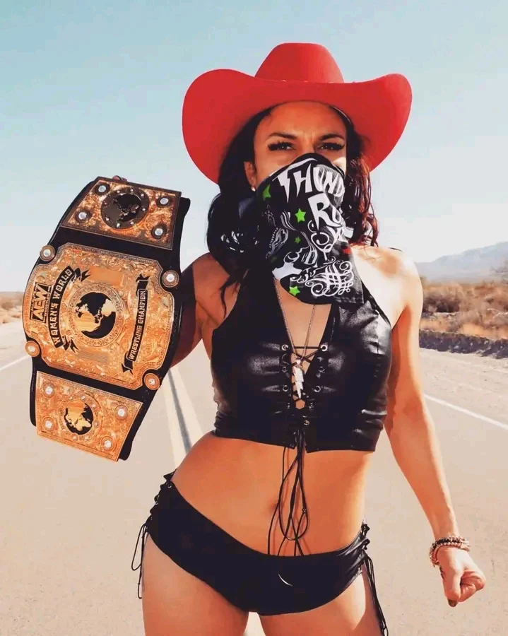 thunder rosa | Scrolller