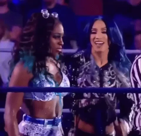 Sasha tries to cop a feel | Scrolller