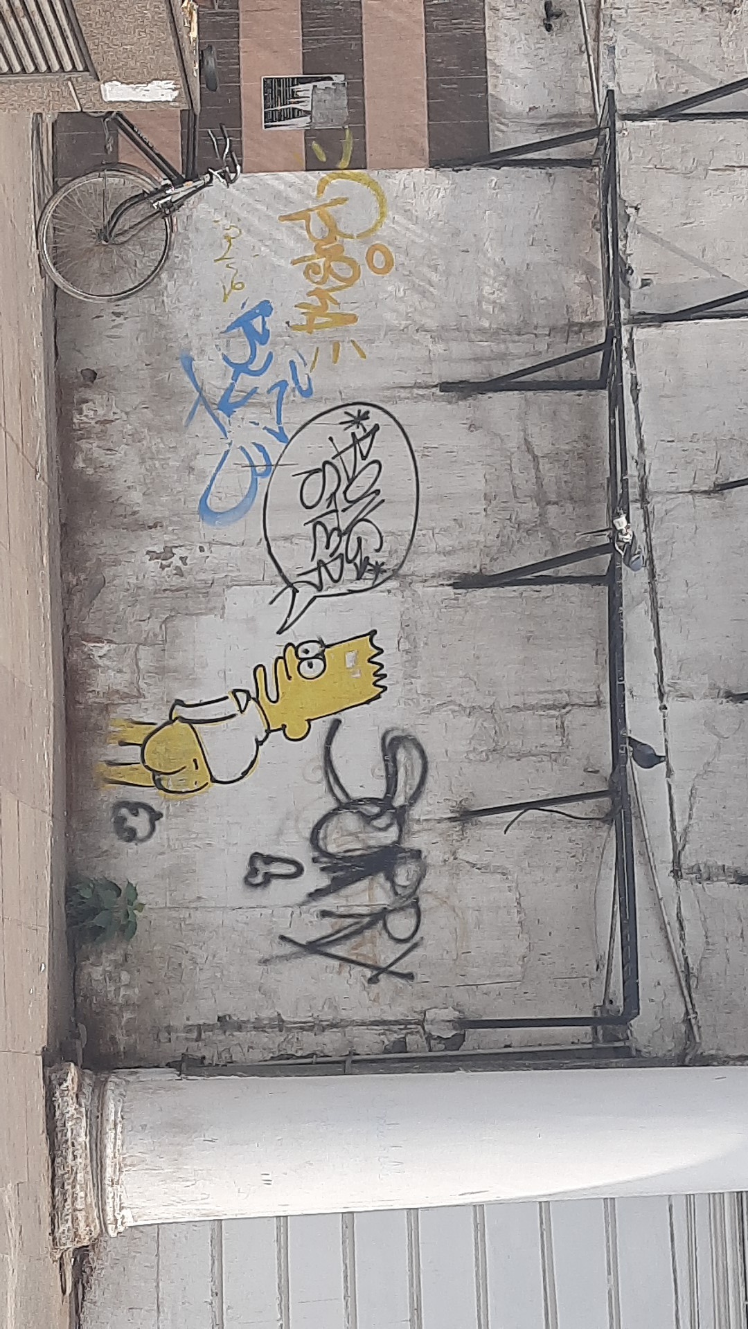 Graffiti. Cannaught palace | Scrolller