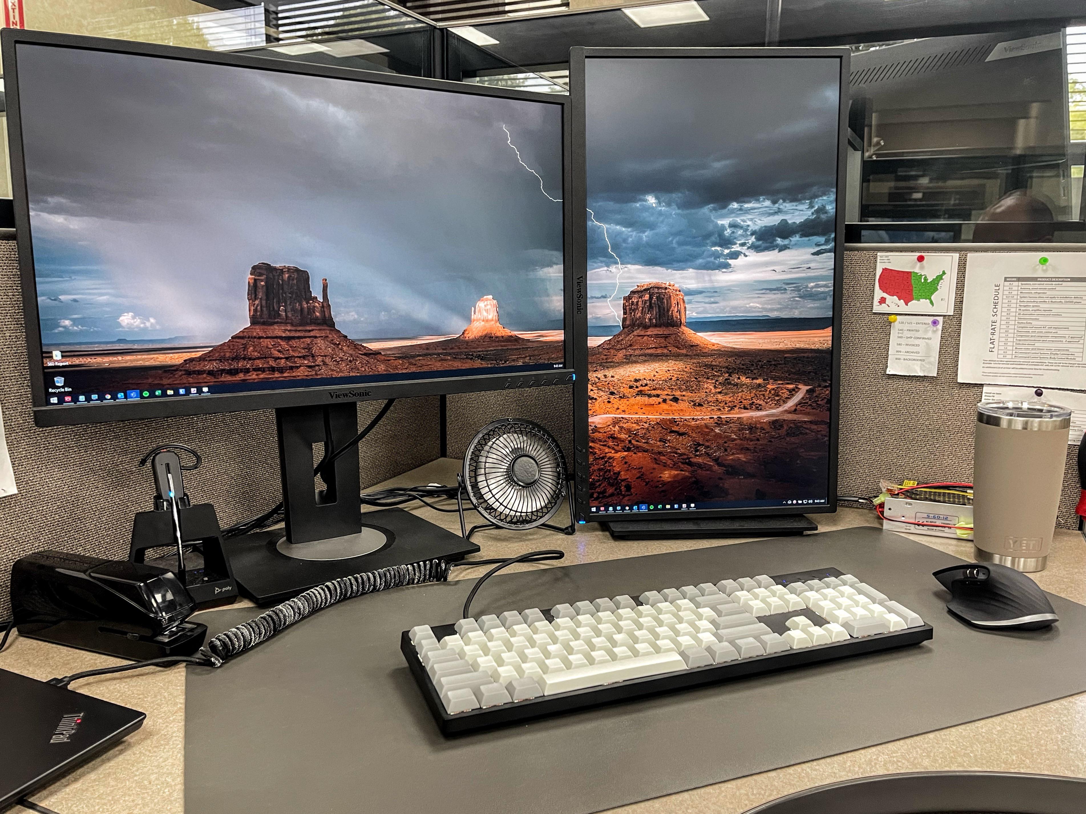 My Work Setup | Scrolller