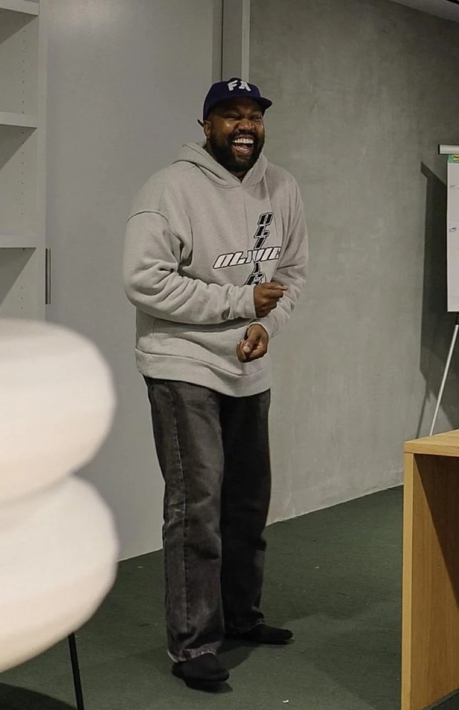 Happy Kanye | Scrolller