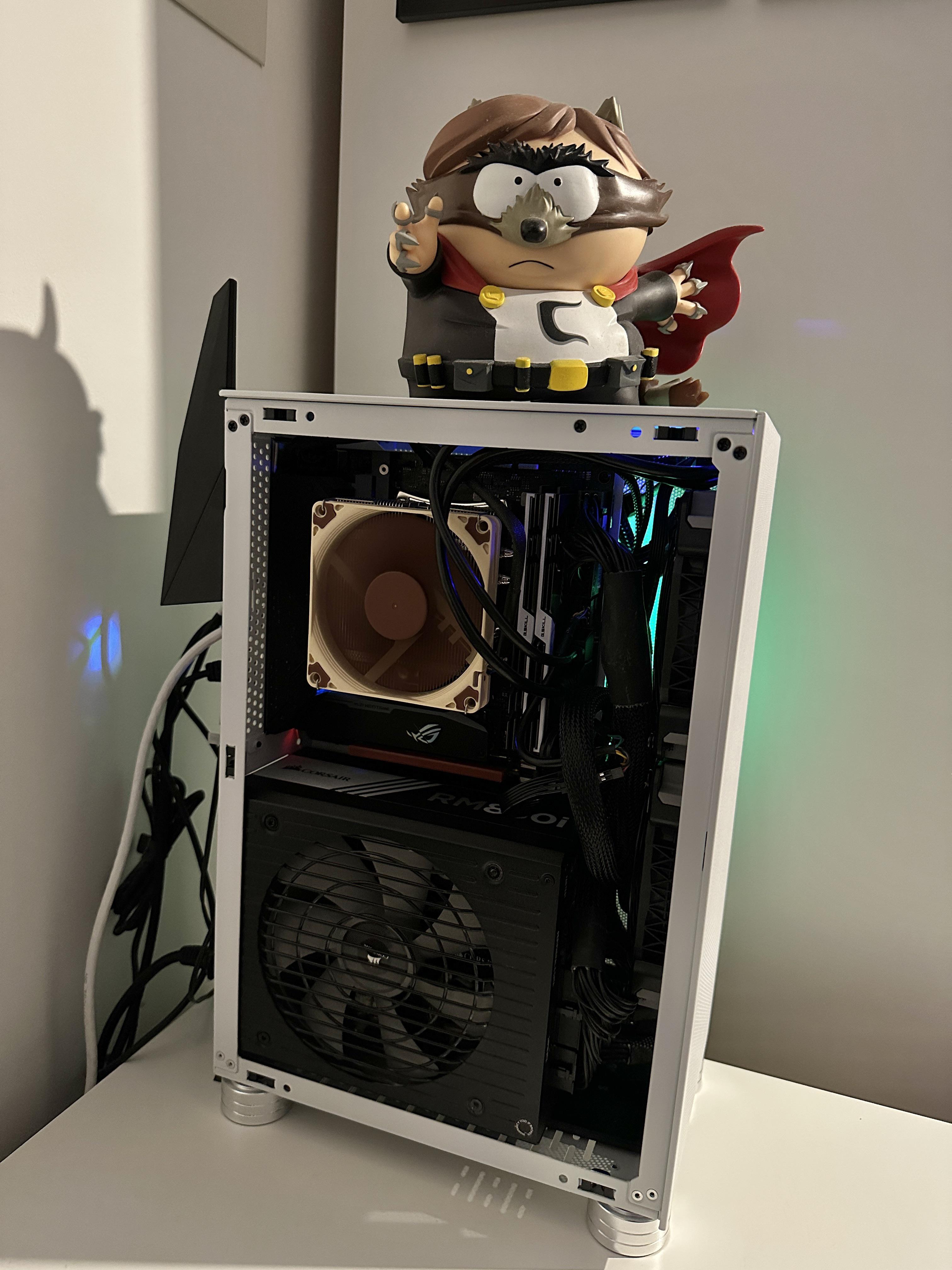 Meshlicious with 180mm ATX PSU | Scrolller