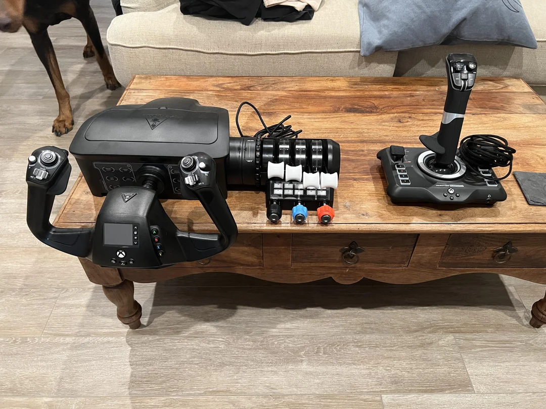 WTS Turtle Beach Yoke and Stick | Scrolller