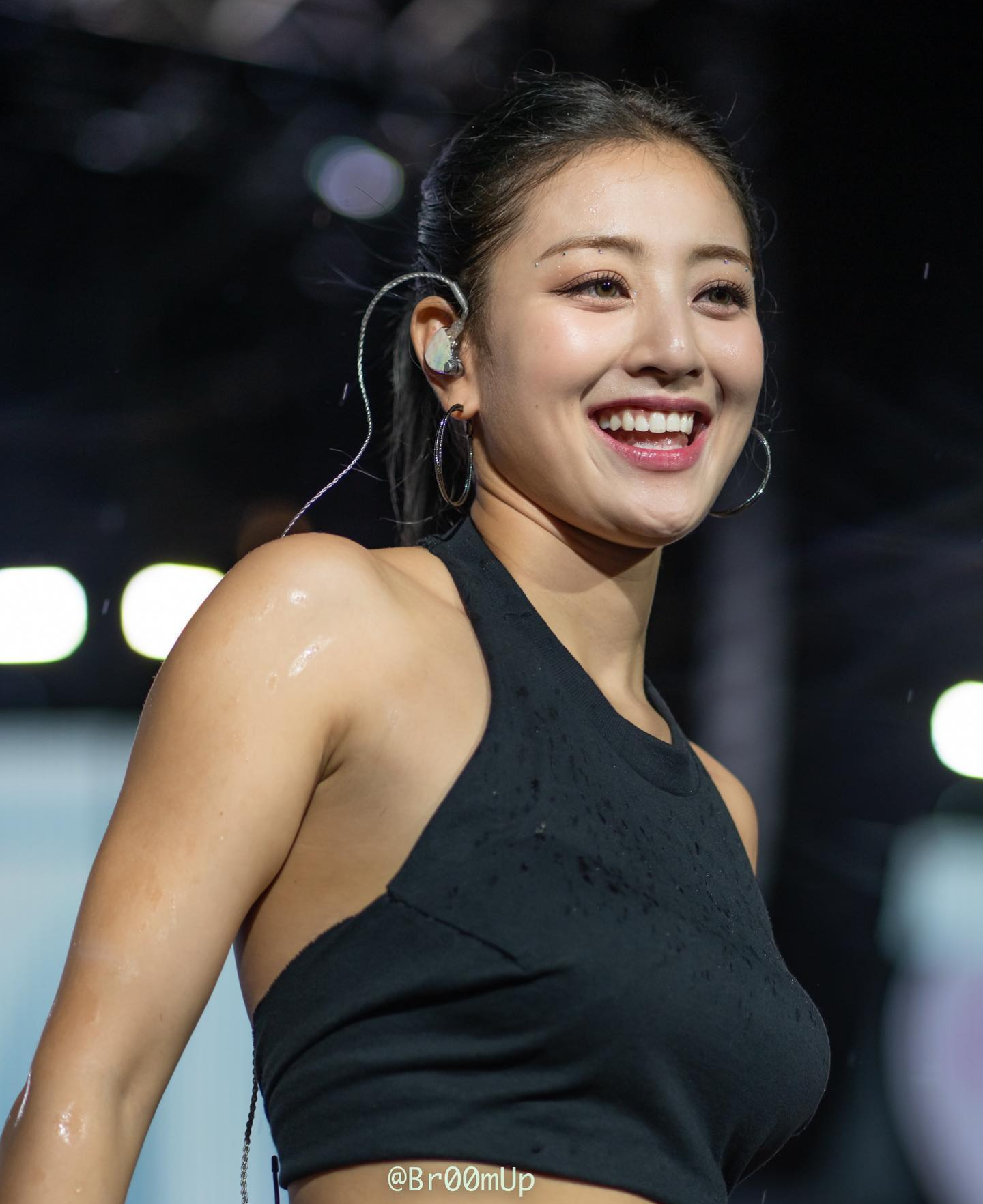 God Jihyo | Scrolller