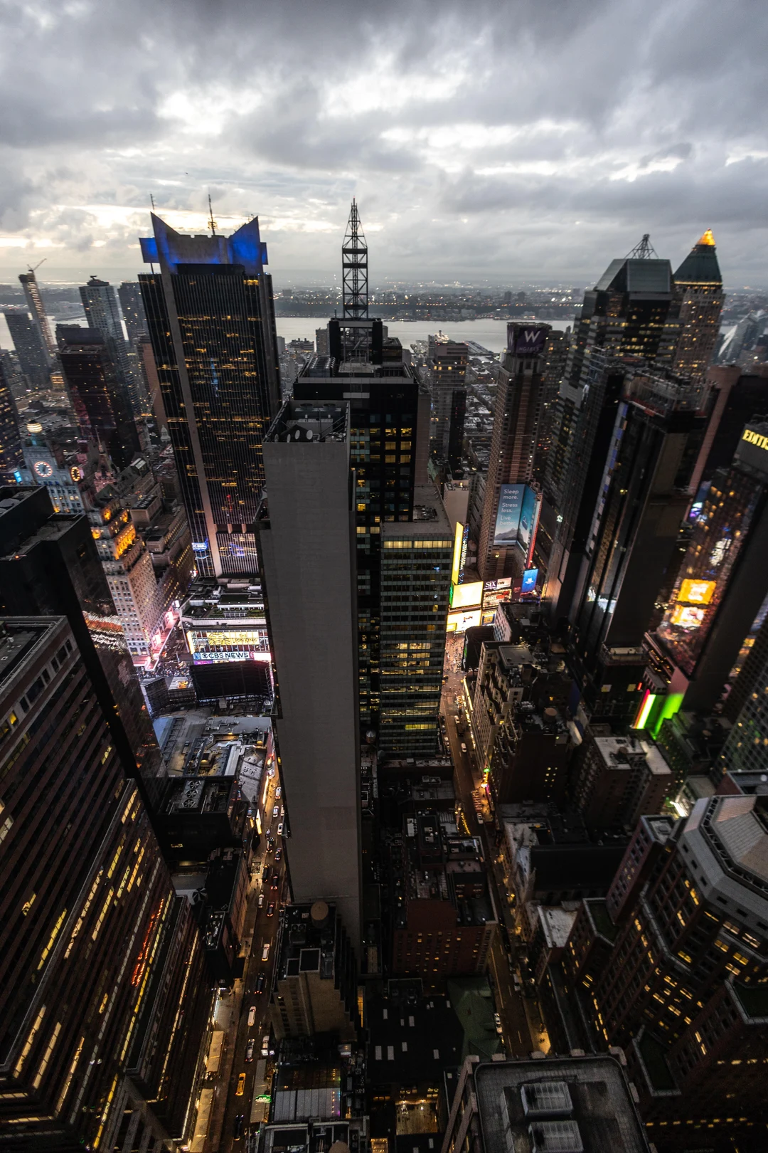 Manhattan from above [OC] | Scrolller