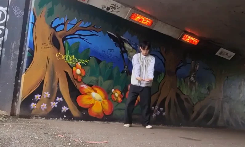 Warmup improv | Scrolller