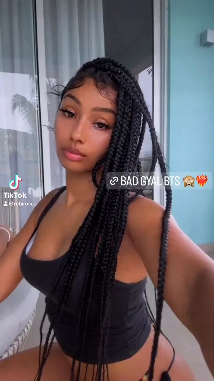 Rubi 😅 | Scrolller