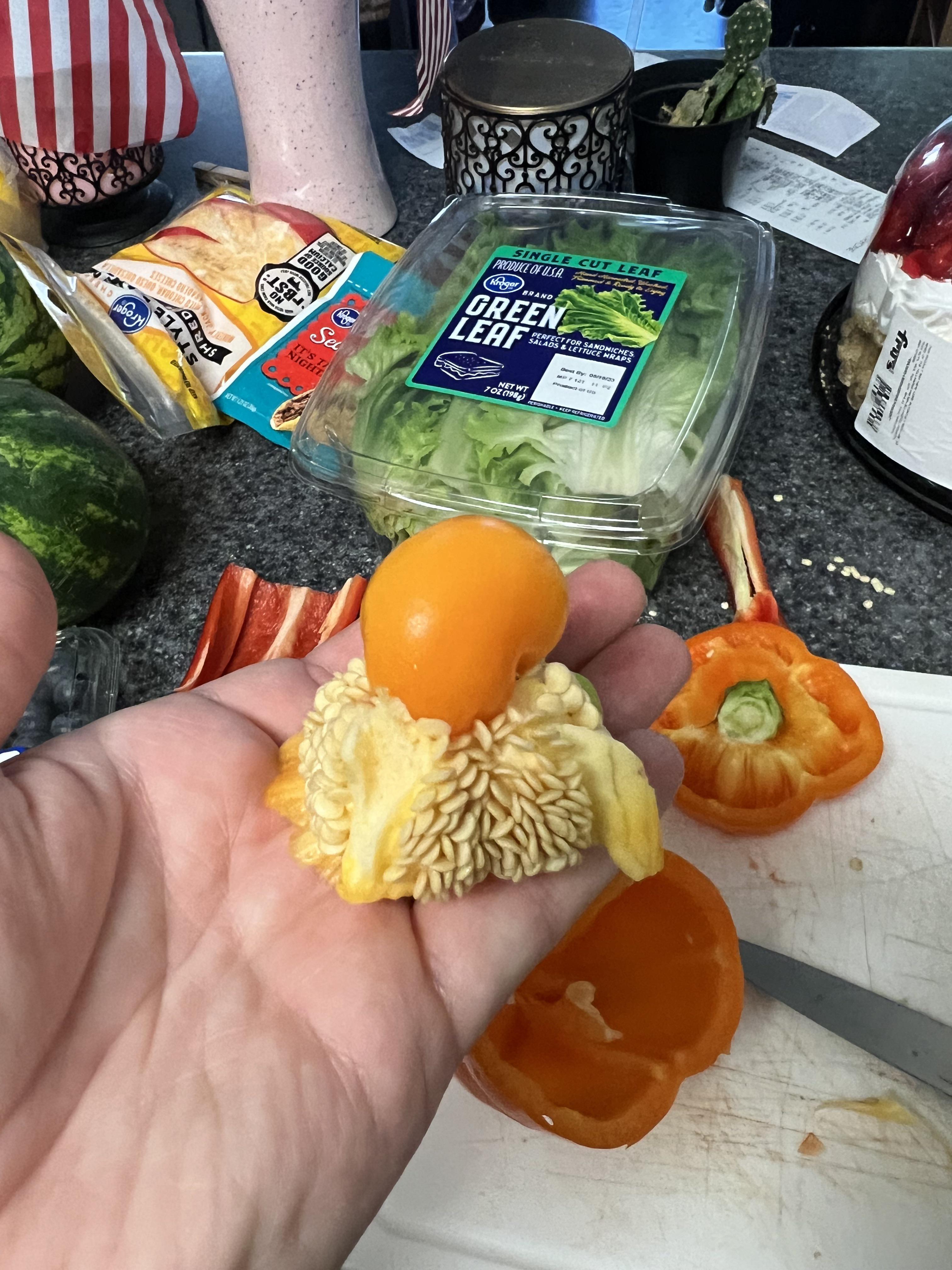 There was a tiny pepper inside of my big pepper! | Scrolller