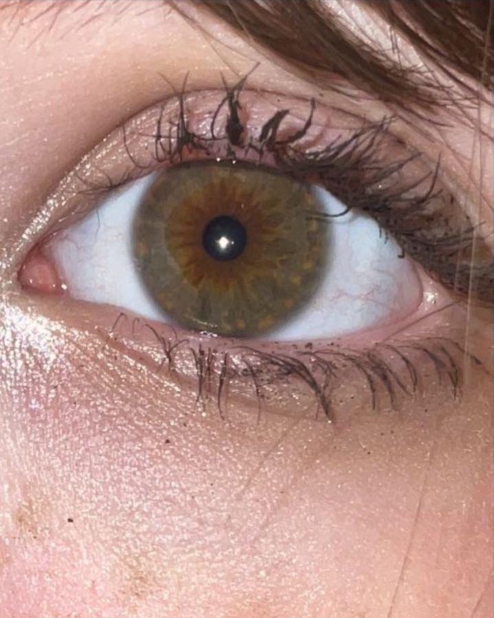 Hazel or something else? | Scrolller