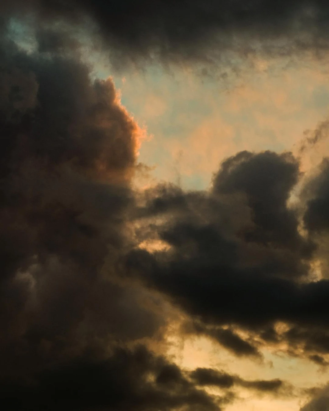 Afternoon clouds | Scrolller