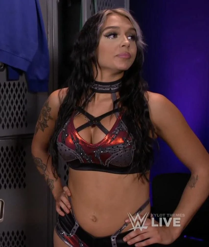 Cora Jade | Scrolller