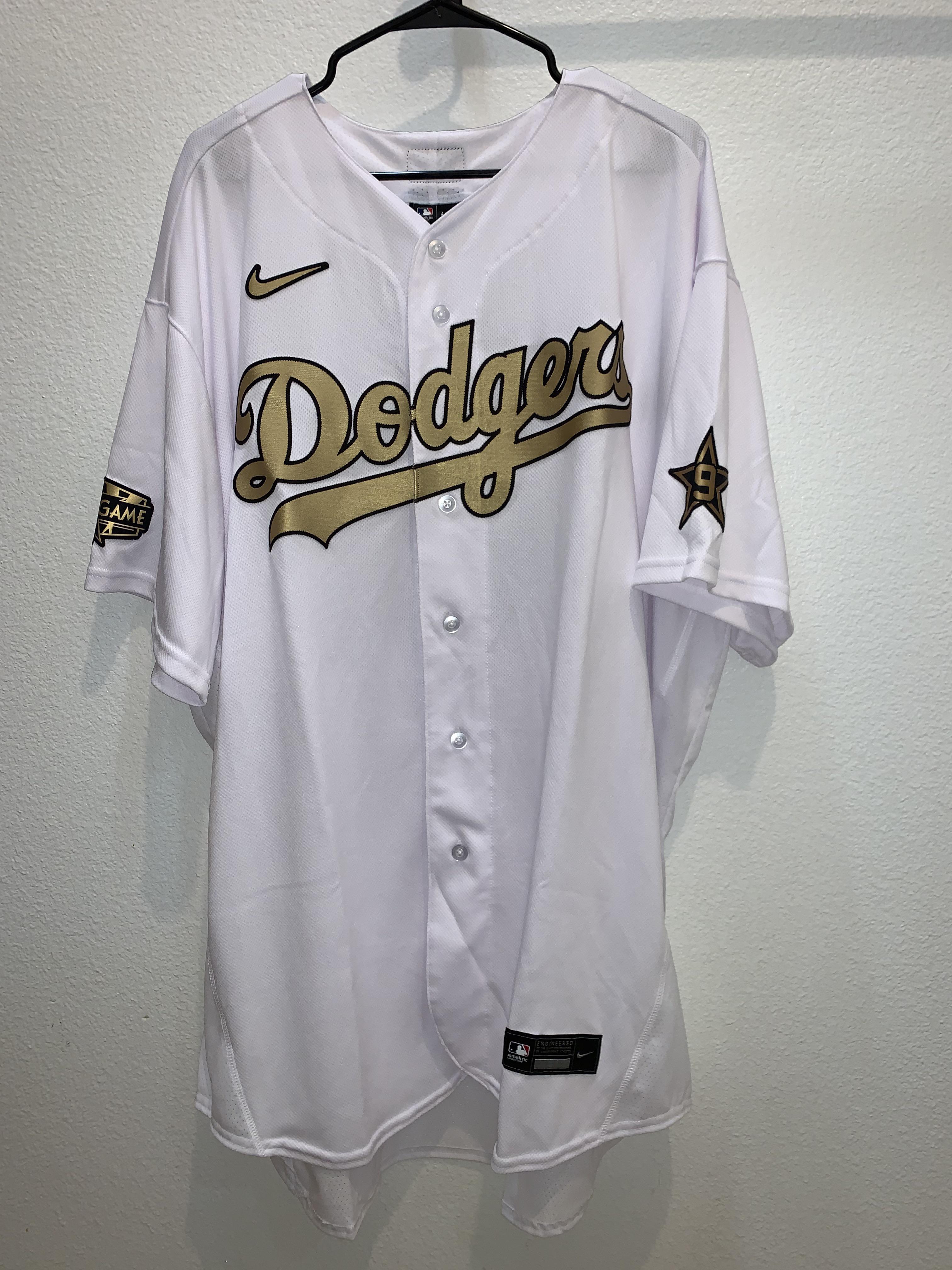 Holy Grail 🐐 | Scrolller