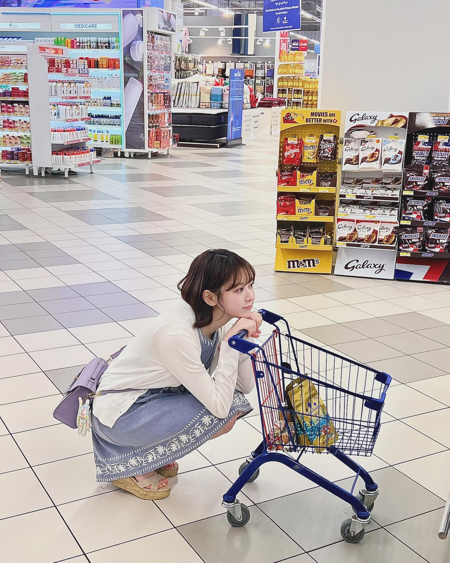 Cherry Bullet - Bora | Scrolller