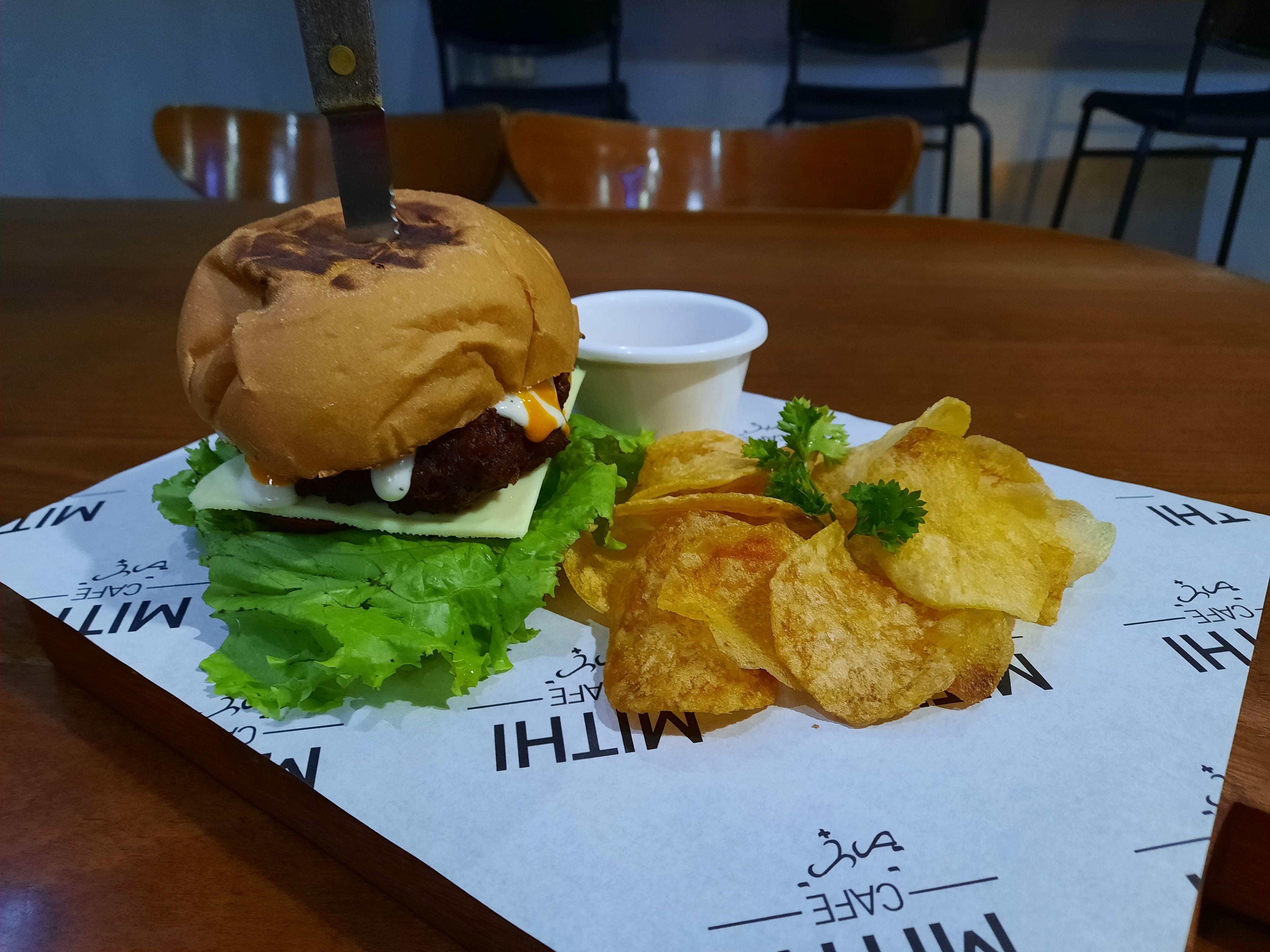 Mithi's Beef Burger | Scrolller