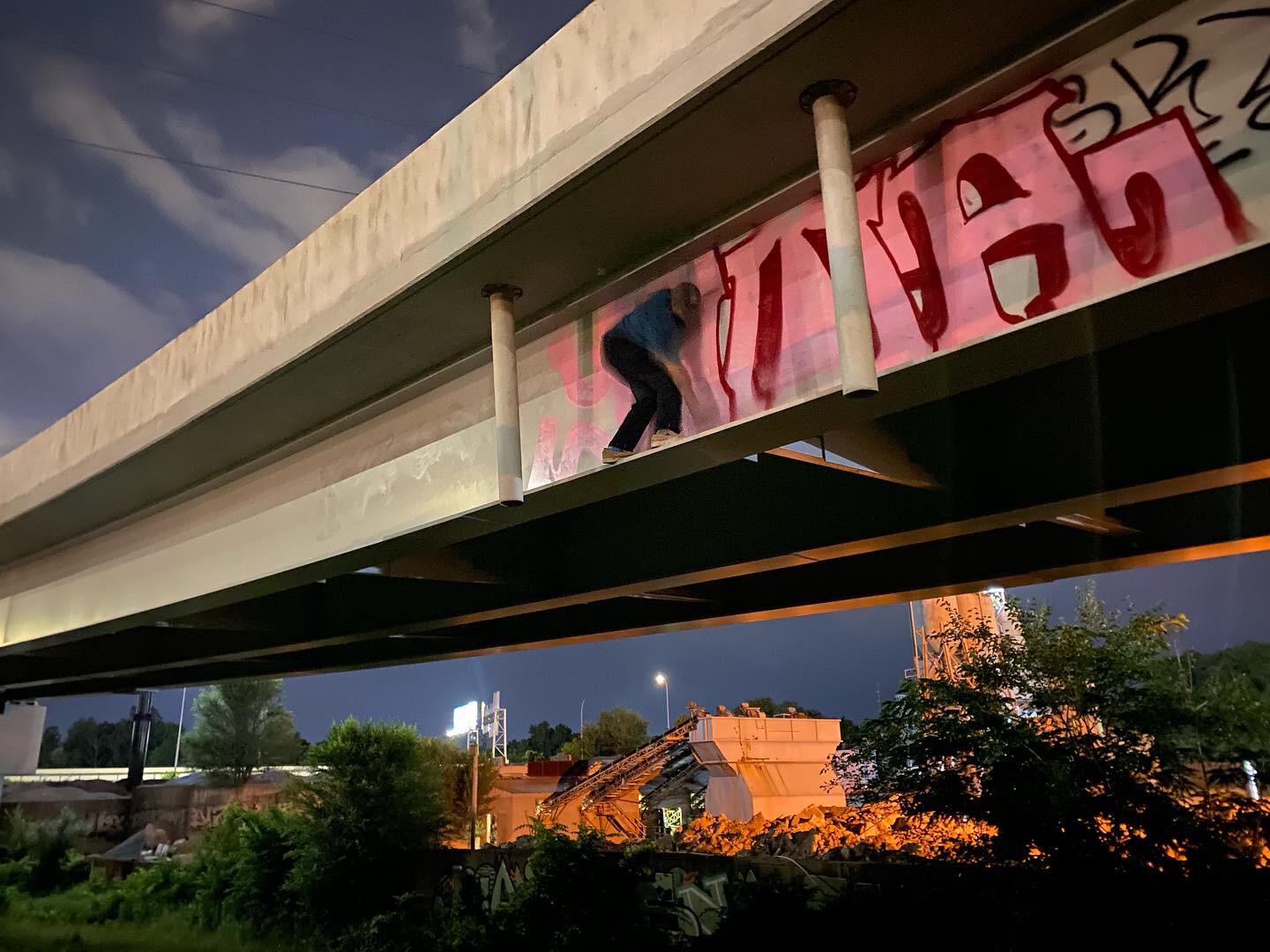 Louisville graffiti | Scrolller