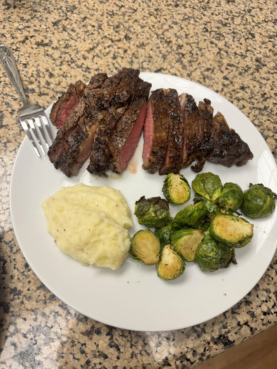 First time cooking steak on the cast iron and I have some questions… | Scrolller