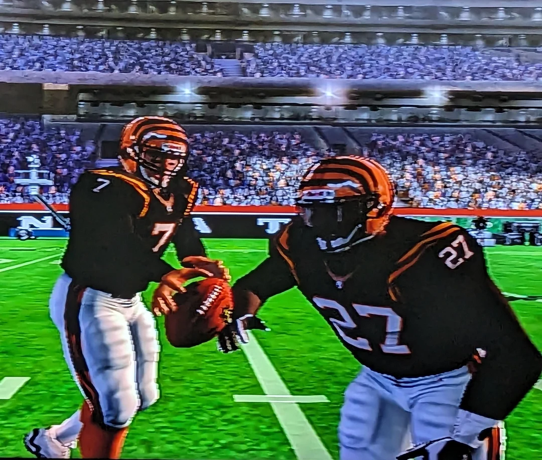 The world of PS2 MADDEN | Scrolller