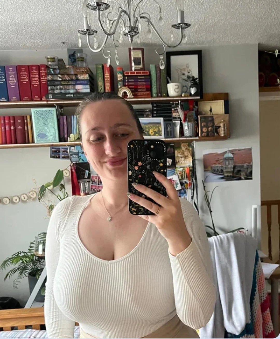 Discover more like 2busty2hide: Bookshelf and Related Content | Scrolller