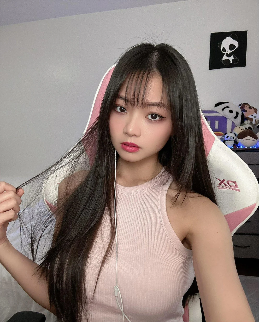 Cindy Phan | Scrolller