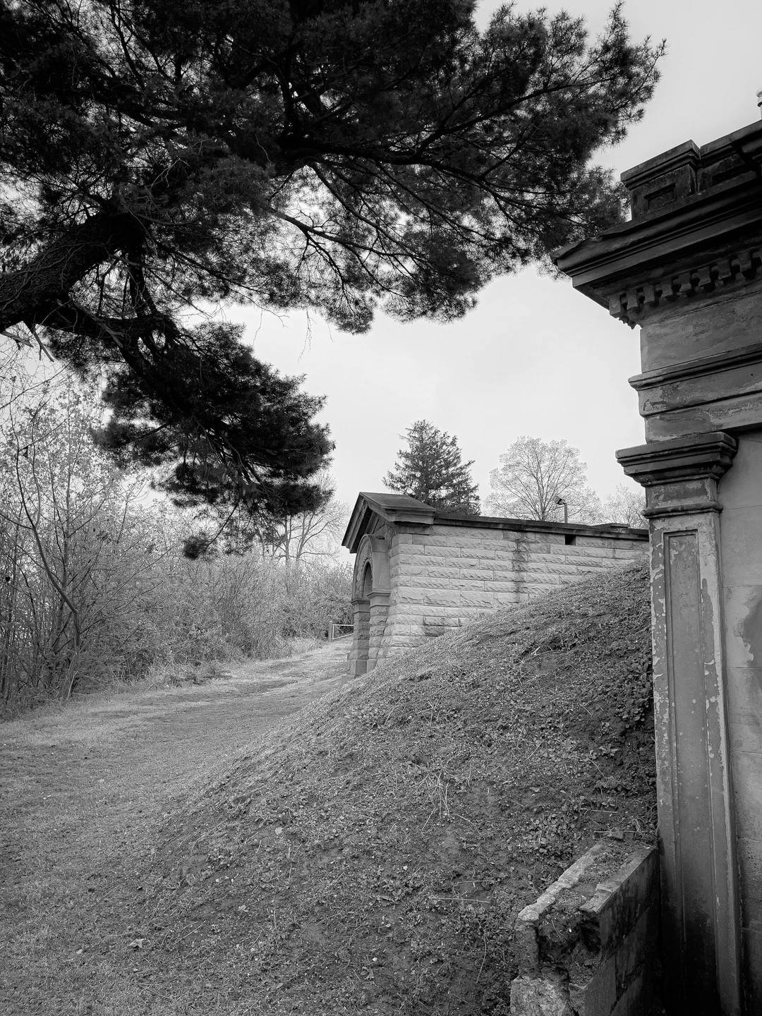 Grandview Cemetery Hillside Mausoleums | Scrolller