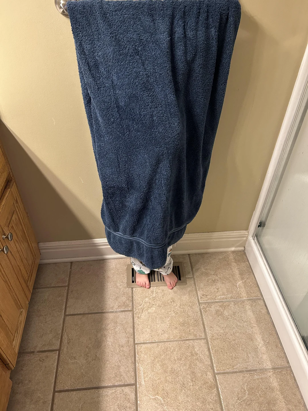 Playing Hide-n-seek with my 2 y.o. | Scrolller