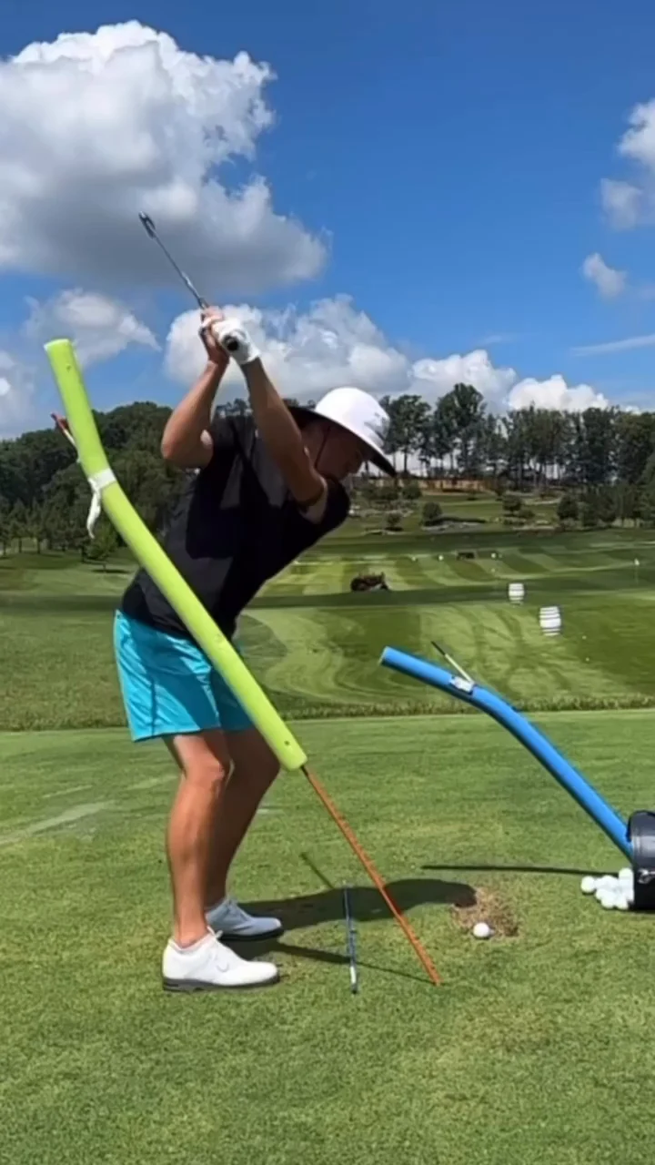 FYE: Justin Thomas vs. Me | Scrolller