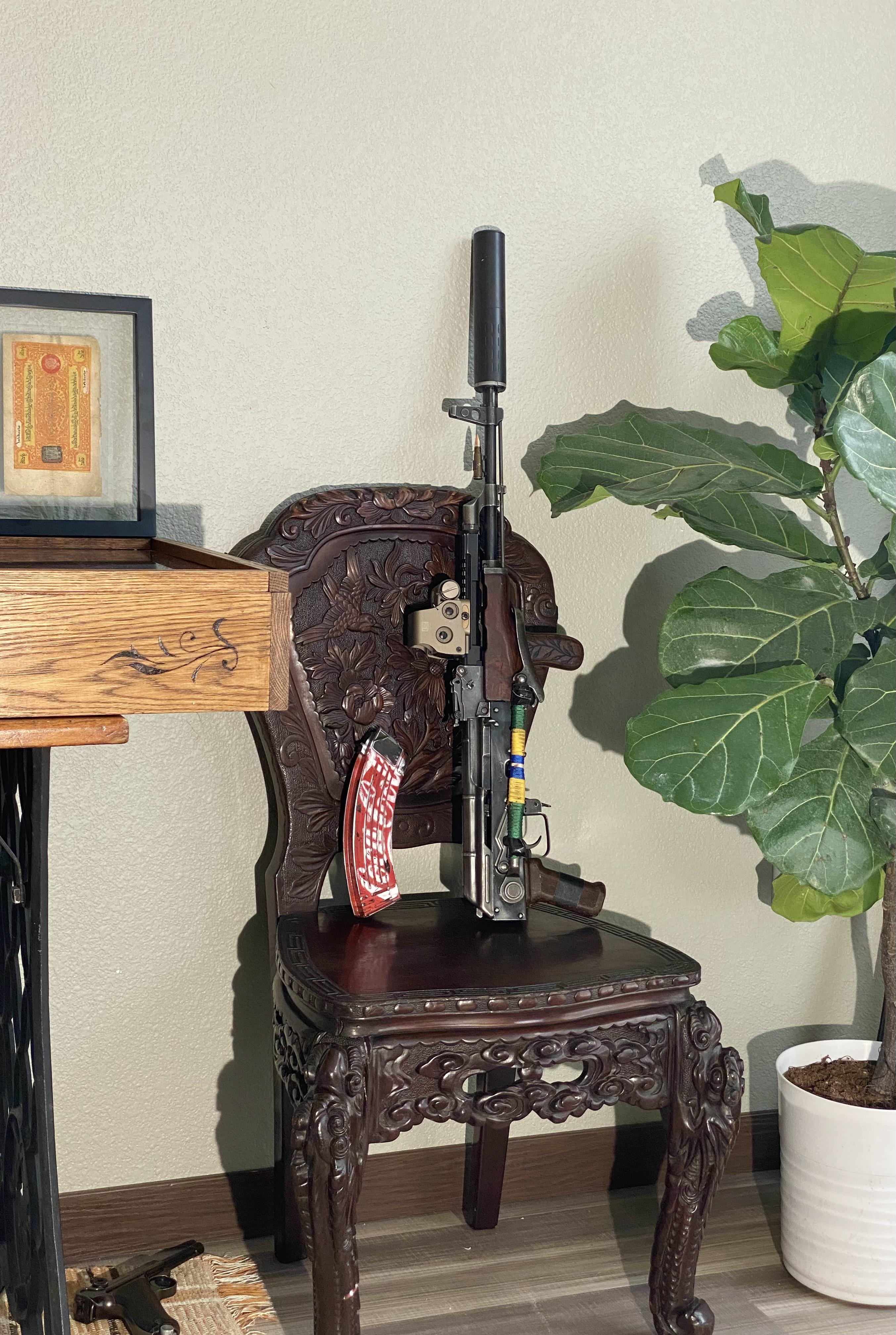 Favela + Scavenger + Ghost + Cold Blooded | Scrolller